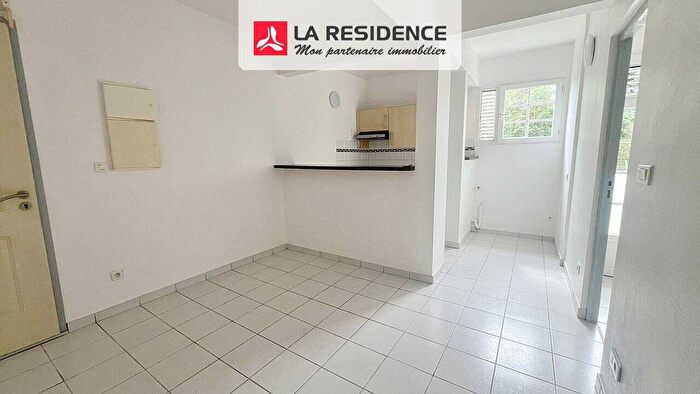 Appartement à louer - Fort-de-France - 2 pièces - 1 chambre