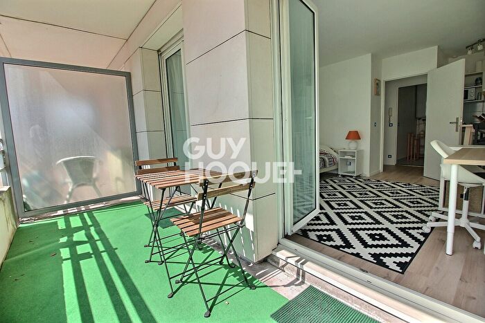 Appartement 1 pièce à Rueil-Malmaison, Mont Valerien, à louer