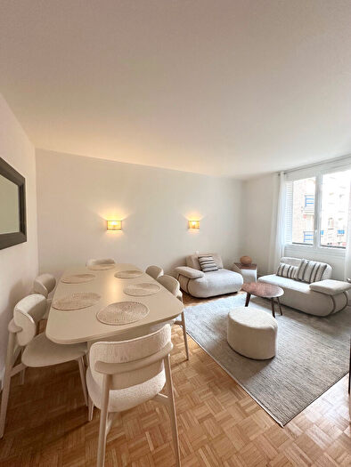 Appartement à louer - Paris e , Chaillot - 3 pièces - 2 chambres