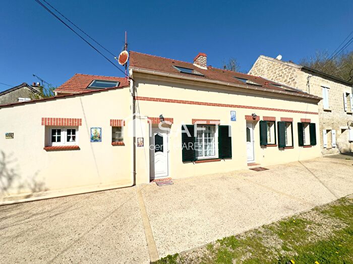 Maison à vendre - Saint-Maximin - 5 pièces - 4 chambres