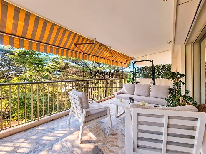 Appartement 3 pièces à Cannes, Californie Pezou, à vendre