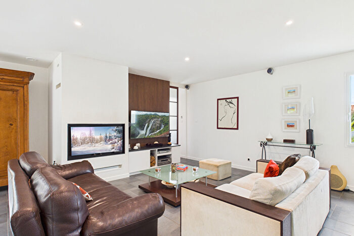 Maison à vendre - La Roche-sur-Yon, Pyramides, Jean-Yole - 6 pièces - 4 chambres