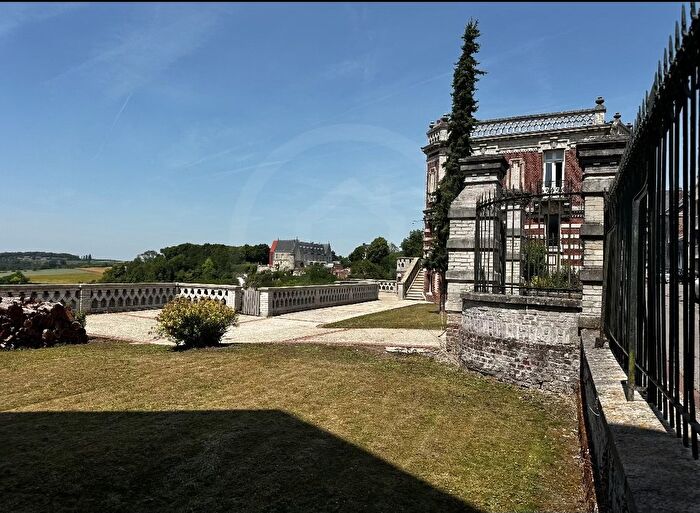 Maison 8 pièces à Montdidier, à vendre