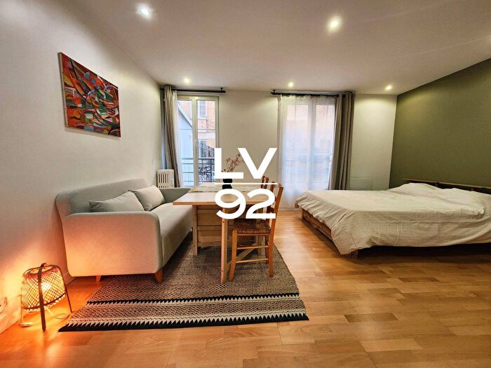 Centre-Voltaire, Asnières-sur-Seine : Appartement 1 pièce à louer