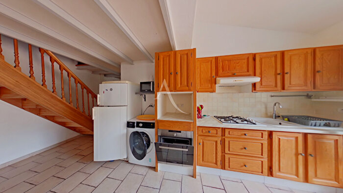 Maison 5 pièces à Ginasservis, à louer