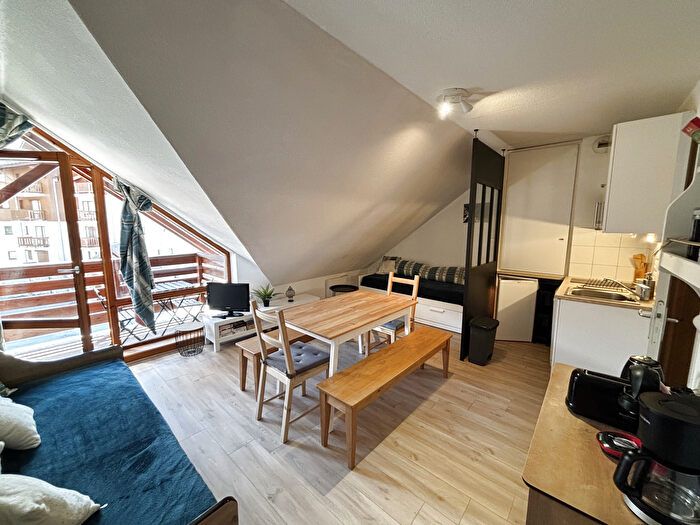 Saint-François-Longchamp : Appartement 2 pièces à vendre