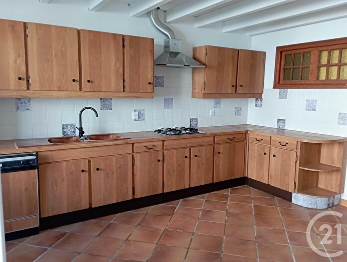 Maison 5 pièces à louer - La Bastide-de-Bousignac