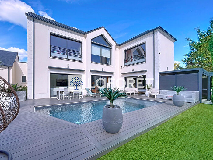 Maison à vendre - Chavenay - 10 pièces - 5 chambres