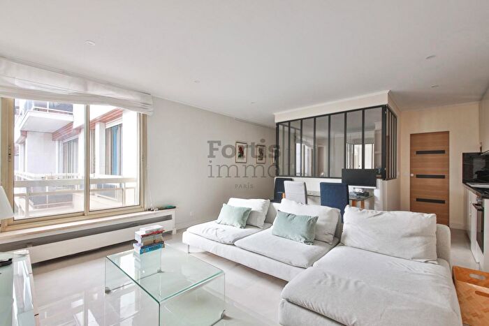 Appartement 2 pièces à Paris 16ème, Auteuil-Nord, Jasmin, Mirabeau, à vendre