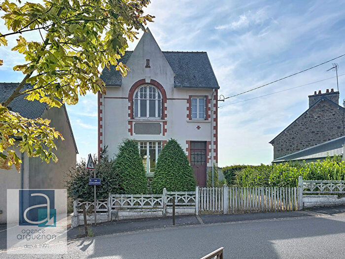 Lamballe, Le Plessis, Saint-Lazare, La Corne du Cerf, Grand Châlet : Maison 4 pièces à vendre