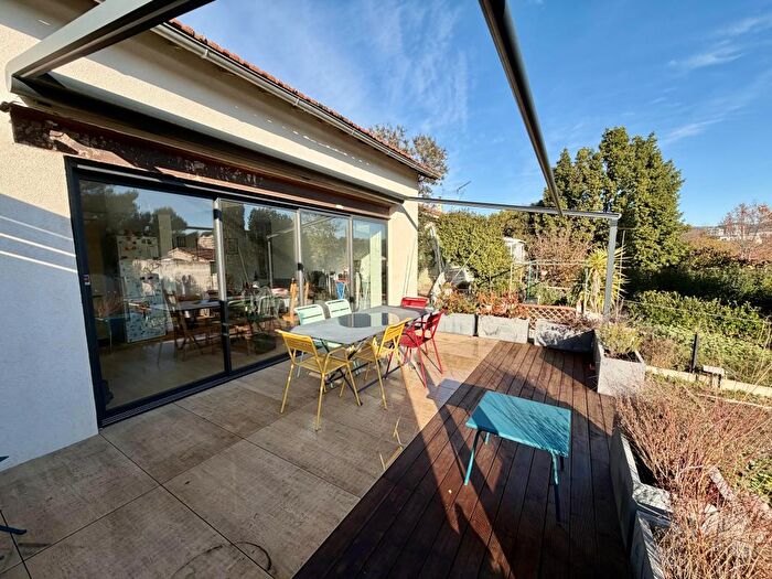 Maison à vendre - Marseille e , Saint-Jérome - 4 pièces - 1 chambre