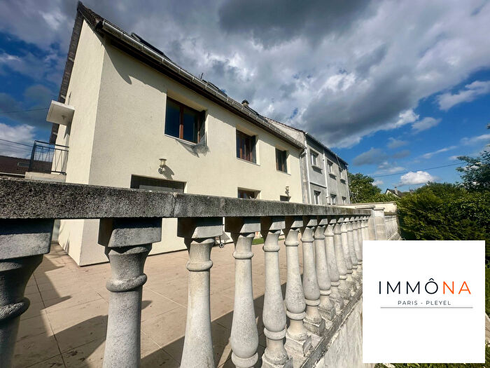 Arnouville, Cottage, Beauséjour : Maison 10 pièces à vendre