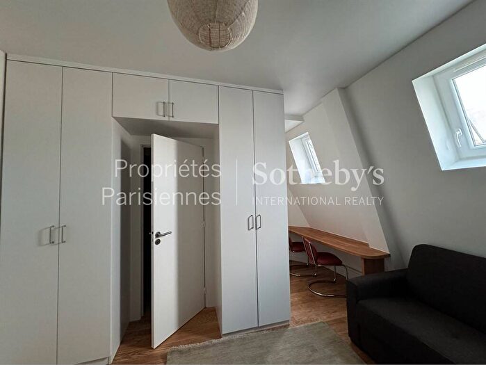 Appartement à louer - Gros Caillou, Paris ème arrondissement - 1 pièce