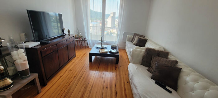 Appartement 3 pièces à Vienne, L'Isle, à vendre