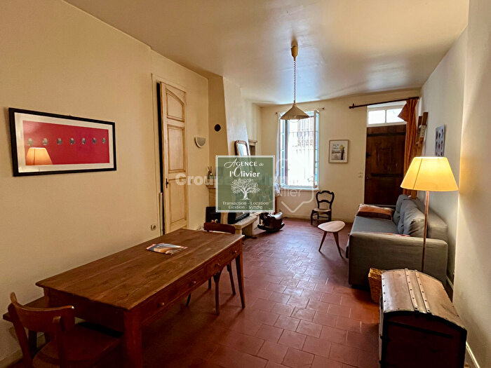 Arles, Centre-ville : Appartement 3 pièces à vendre