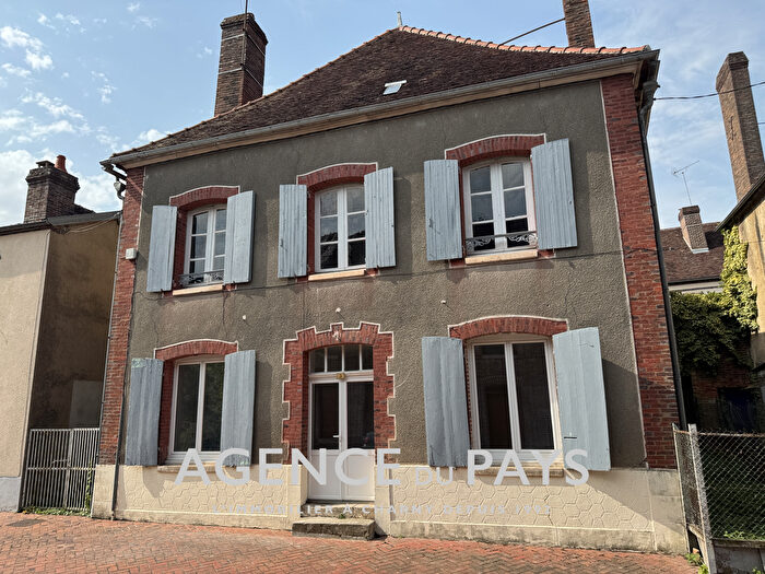 La Ferté-Loupière - Maison 7 pièces à vendre
