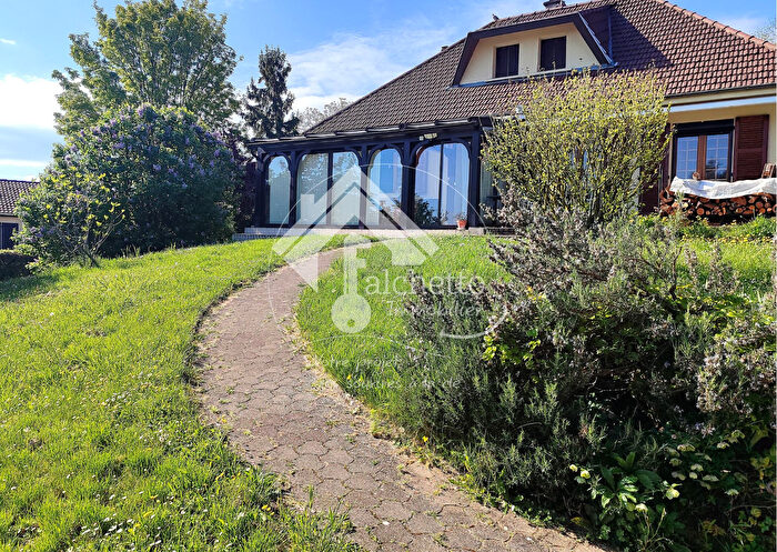 Maison à vendre - La Roche-Blanche - 5 pièces - 2 chambres