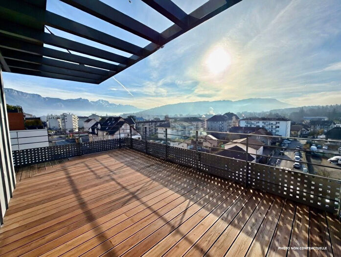 Appartement à vendre - Cran-Gevrier, Centre-ville, Le Vernay, Les Iles - 5 pièces - 4 chambres