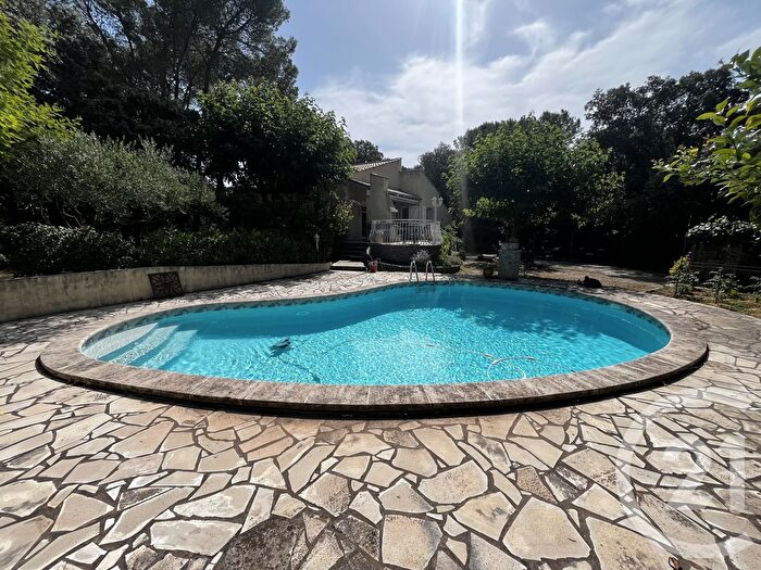 Maisons à vendre et appartements à louer - 1