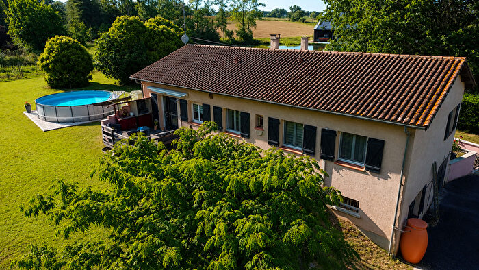 Maison 5 pièces à Saint-Médard, à vendre