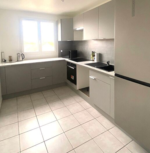 Appartement à louer - La Sourderie-Nord, Montigny-le-Bretonneux - 3 pièces - 2 chambres