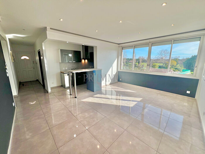 Appartement à vendre - Fréjus, Centre-ville - 3 pièces - 3 chambres