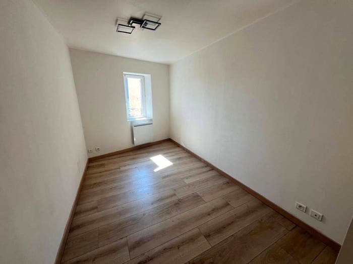 Laragne-Montéglin - Appartement 2 pièces à louer