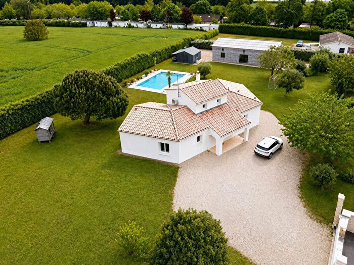 Maison 6 pièces à vendre à Jonzac