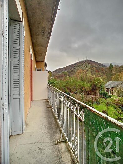 Castillon-en-Couserans : Appartement 2 pièces à louer