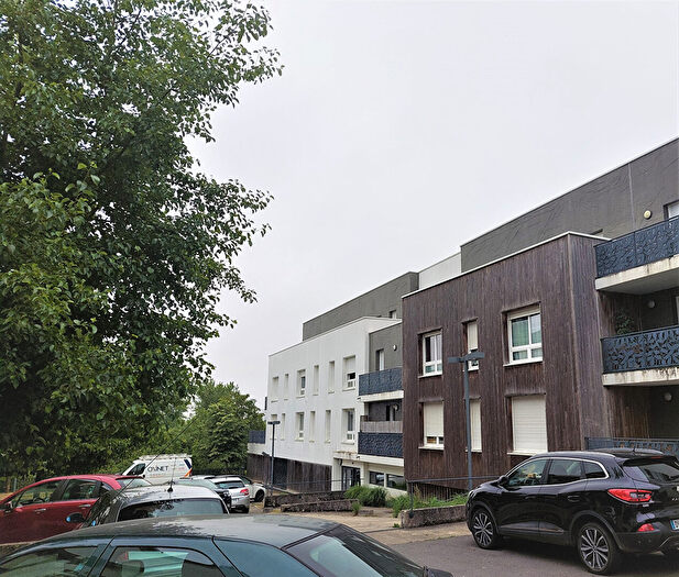 Maisons à vendre et appartements à louer - 1