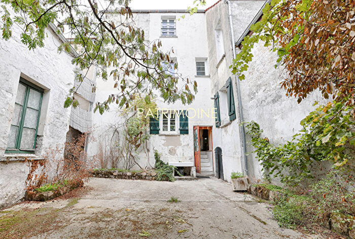Maison 7 pièces à Avon, Vallée, à vendre