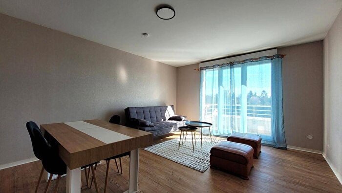 Appartement à louer - Grand Centre Ville, Saint-Jean-de-la-Ruelle - 2 pièces - 1 chambre