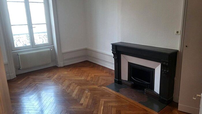 Appartement à louer - Saint Louis, Lyon ème arrondissement - 3 pièces - 2 chambres