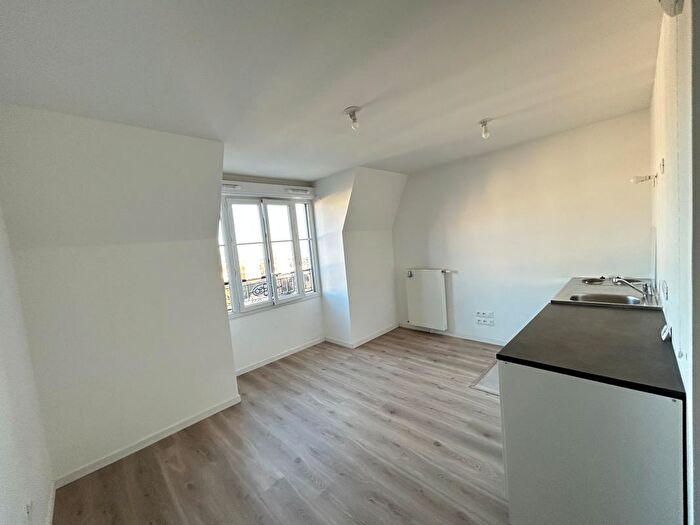 Appartement à louer - Châtillon, Savoie, Brossolette - 1 pièce