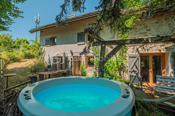 Maison 7 pièces à vendre - Saint-Pierre-de-Curtille