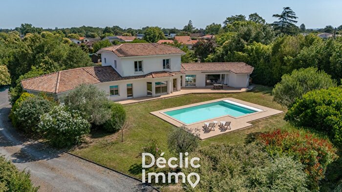 Latresne : Maison 7 pièces à vendre