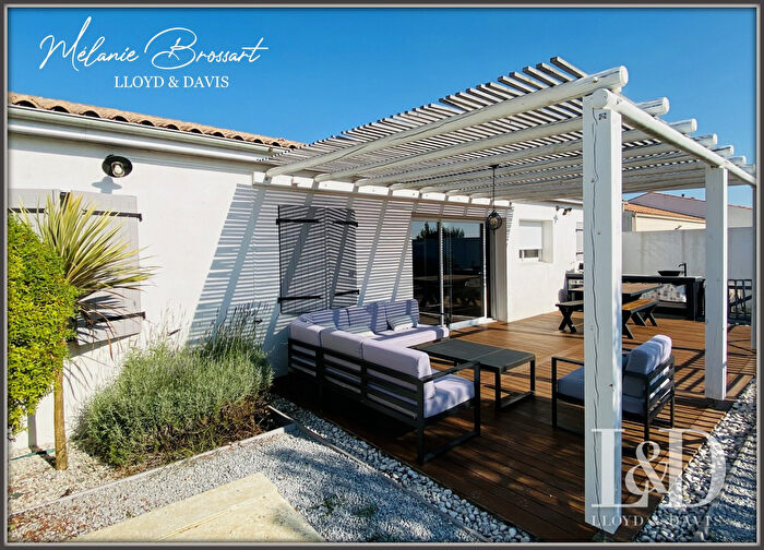 Maison à vendre - Saint-Ouen-dAunis - 5 pièces - 4 chambres