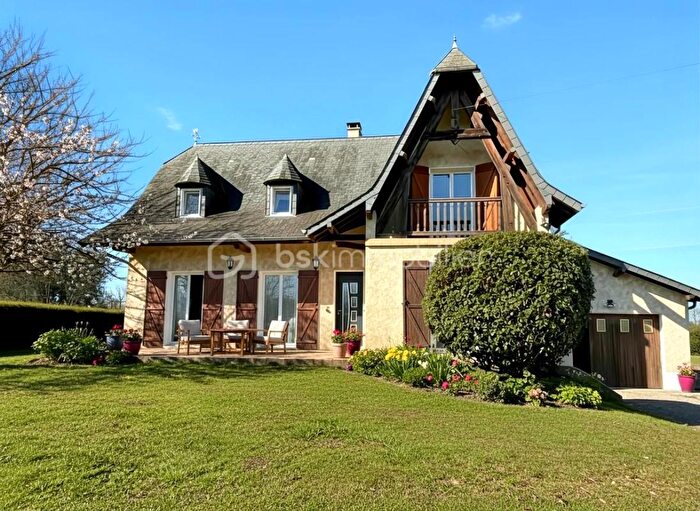 Maison 5 pièces à Ogeu-les-Bains, à vendre