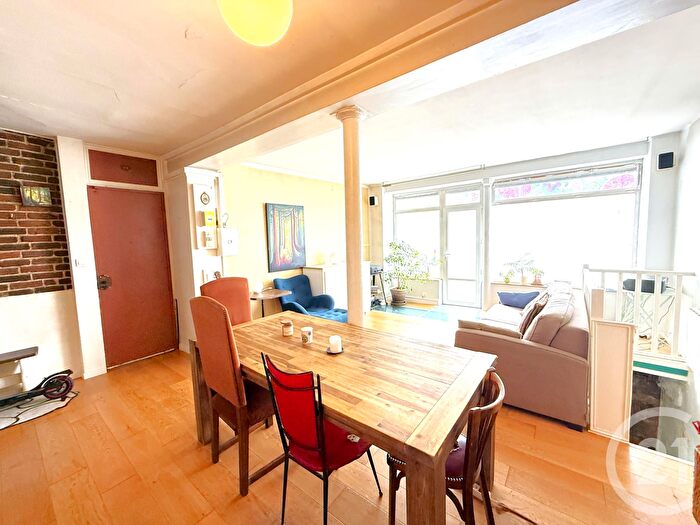 Appartement à vendre - Paris e , Belleville - 3 pièces - 2 chambres