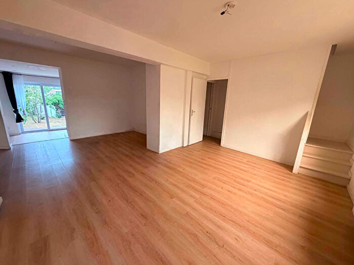 Marly : Maison 5 pièces à louer