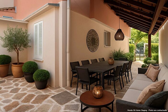Bormes-les-Mimosas, Centre-ville, Le Pin : Appartement 4 pièces à vendre