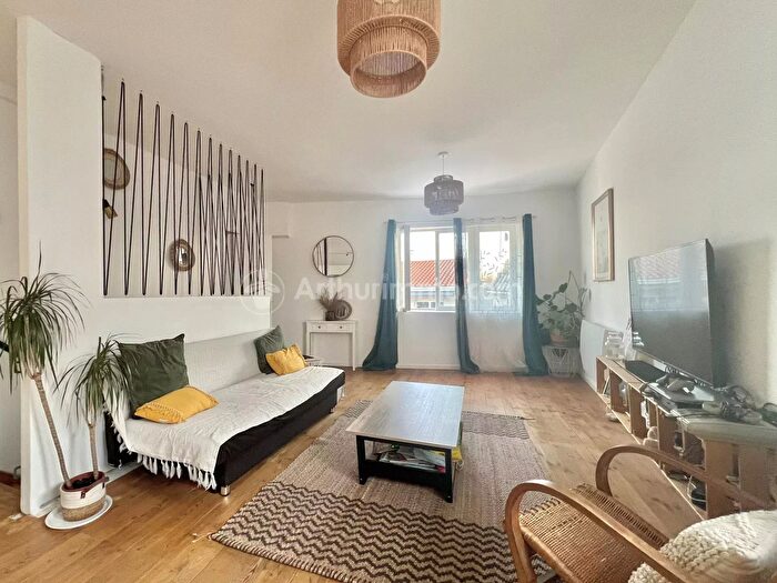 Maison à vendre - Lezoux - 4 pièces - 3 chambres