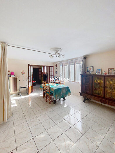 Maison à vendre - Saint-Denis, Allende - 6 pièces - 4 chambres