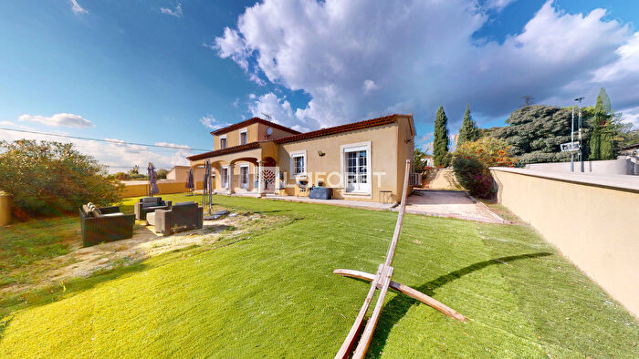 Maison à vendre - La Fare-les-Oliviers - 5 pièces - 4 chambres