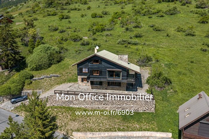 Maison 10 pièces à Vars, à vendre