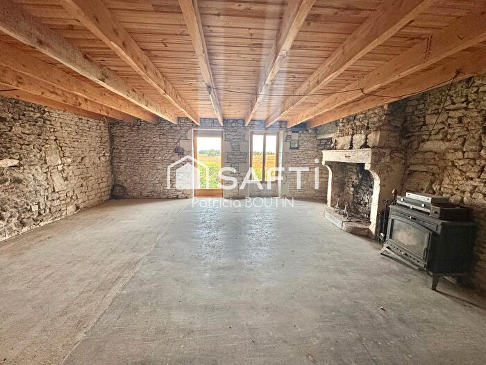 Maison 5 pièces à Benet, à vendre