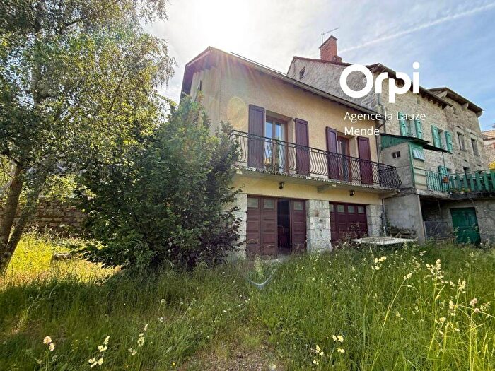 Maison 7 pièces à Serverette, à louer