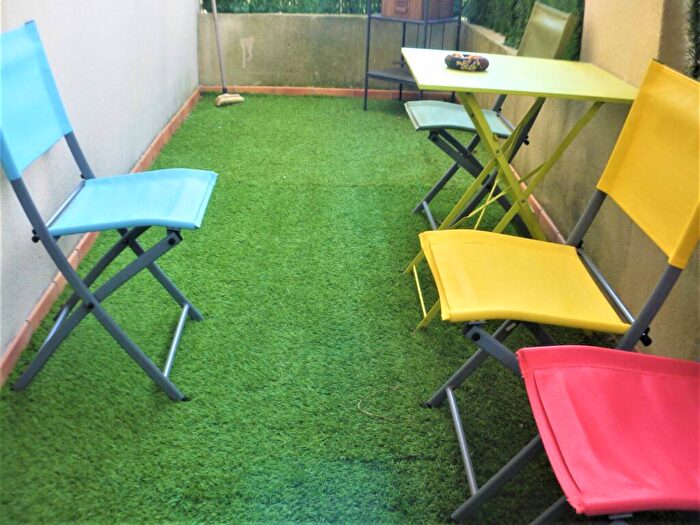 Appartement à louer - Saint Tronc, Marseille ème arrondissement - 2 pièces - 1 chambre