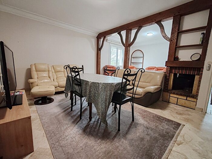 La Bruffière : Maison 10 pièces à vendre