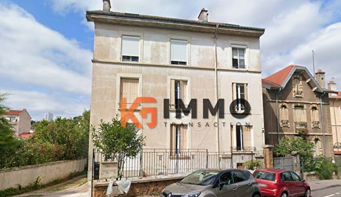 Appartement à vendre - Laxou, Village, Saint-Genès, Saint-Anne - 4 pièces - 3 chambres